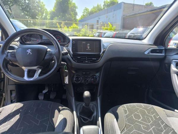 Peugeot 2008 2016 in Siauliai, with an engine capacity of 1.60 L and mileage of 266 thousand km for 5150 €, photo 9 on AUTOMOTO.COM.LV
