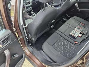 Violets Peugeot 2008 2013 Pasvalys, ar dzinēja tilpumu 1.40 L un nobraukumu 235 tūkst. km par 4350 €, foto 13 vietnē AUTOMOTO.COM.LV