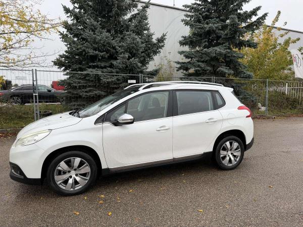 White Peugeot 2008 2013 in Marijampole, with an engine capacity of 1.56 L and mileage of 174 thousand km for 3450 €, photo 9 on AUTOMOTO.COM.LV