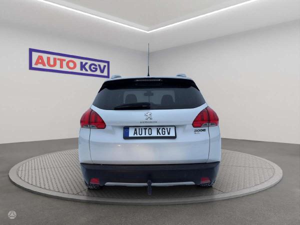 White Peugeot 2008 2014 in Kaunas, with an engine capacity of 1.60 L and mileage of 261 thousand km for 6299 €, photo 4 on AUTOMOTO.COM.LV