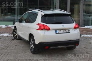 Balts Peugeot 2008 2014 Rīga, ar dzinēja tilpumu 1.60 L un nobraukumu 121 tūkst. km par 4200 €, foto 3 vietnē AUTOMOTO.COM.LV