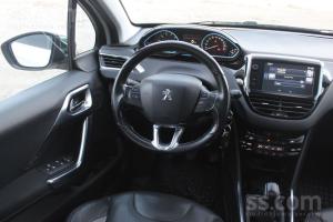 Balts Peugeot 2008 2014 Rīga, ar dzinēja tilpumu 1.60 L un nobraukumu 121 tūkst. km par 4200 €, foto 16 vietnē AUTOMOTO.COM.LV
