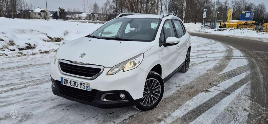 White Peugeot 2008 2014 in Taurage, with an engine capacity of 1.20 L and mileage of 121 thousand km for 3650 €, photo 1 on AUTOMOTO.COM.LV