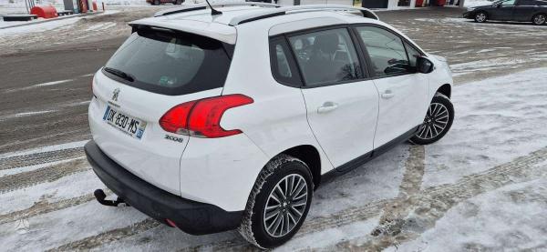 Balts Peugeot 2008 2014 Tauragė, ar dzinēja tilpumu 1.20 L un nobraukumu 121 tūkst. km par 3650 €, foto 5 vietnē AUTOMOTO.COM.LV