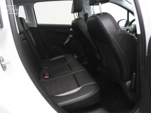 Balts Peugeot 2008 2014 Viļņa, ar dzinēja tilpumu 1.60 L un nobraukumu 146 tūkst. km par 7599 €, foto 16 vietnē AUTOMOTO.COM.LV