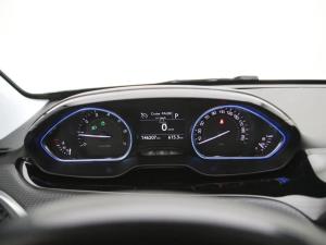 Balts Peugeot 2008 2014 Viļņa, ar dzinēja tilpumu 1.60 L un nobraukumu 146 tūkst. km par 7599 €, foto 20 vietnē AUTOMOTO.COM.LV