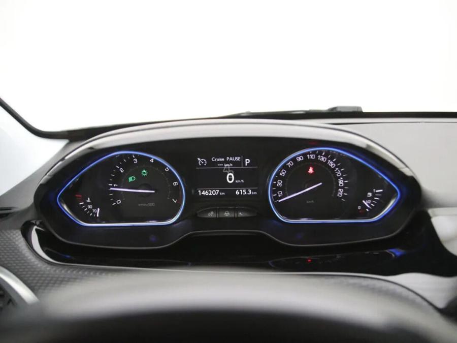 Balts Peugeot 2008 2014 Viļņa, ar dzinēja tilpumu 1.60 L un nobraukumu 146 tūkst. km par 7599 €, foto 20 vietnē AUTOMOTO.COM.LV