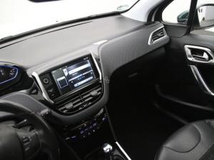 Balts Peugeot 2008 2014 Viļņa, ar dzinēja tilpumu 1.60 L un nobraukumu 146 tūkst. km par 7599 €, foto 22 vietnē AUTOMOTO.COM.LV