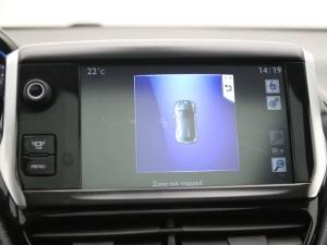 Balts Peugeot 2008 2014 Viļņa, ar dzinēja tilpumu 1.60 L un nobraukumu 146 tūkst. km par 7599 €, foto 26 vietnē AUTOMOTO.COM.LV