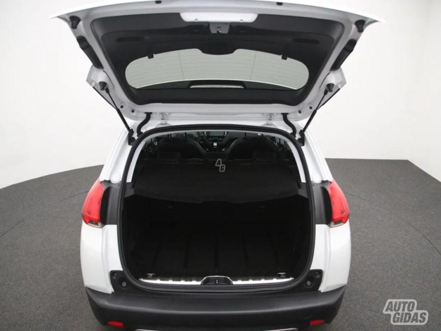 Balts Peugeot 2008 2014 Viļņa, ar dzinēja tilpumu 1.60 L un nobraukumu 146 tūkst. km par 7599 €, foto 32 vietnē AUTOMOTO.COM.LV