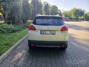 White Peugeot 2008 2014 in Jekabpils, with an engine capacity of 1.60 L and mileage of 200 thousand km for 3500 €, photo 6 on AUTOMOTO.COM.LV