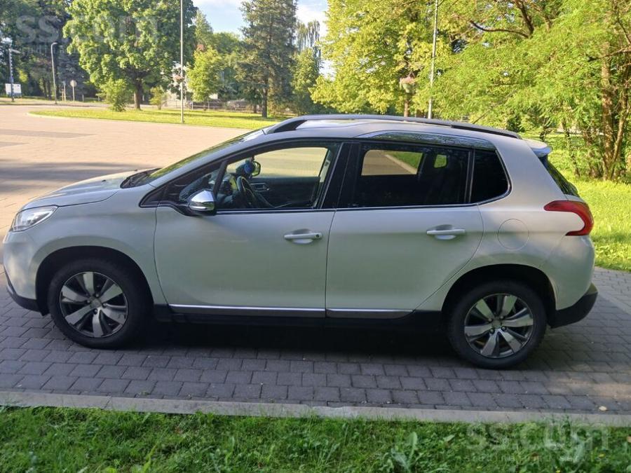 White Peugeot 2008 2014 in Jekabpils, with an engine capacity of 1.60 L and mileage of 200 thousand km for 3500 €, photo 8 on AUTOMOTO.COM.LV