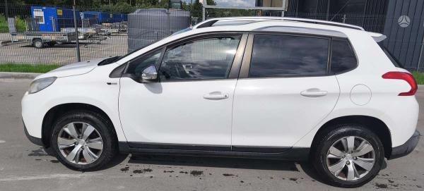Balts Peugeot 2008 2014 Tauragė, ar dzinēja tilpumu 1.20 L un nobraukumu 120 tūkst. km par 3600 €, foto 6 vietnē AUTOMOTO.COM.LV