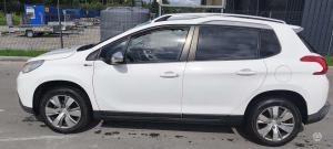 Balts Peugeot 2008 2014 Tauragė, ar dzinēja tilpumu 1.20 L un nobraukumu 120 tūkst. km par 3500 €, foto 6 vietnē AUTOMOTO.COM.LV