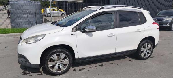 Peugeot 2008 2014 in Taurage on AUTOMOTO.COM.LV White Peugeot 2008 2014 in Taurage, with an engine capacity of 1.20 L and mileage of 120 thousand km for 3350 €, photo 1 on AUTOMOTO.COM.LV
