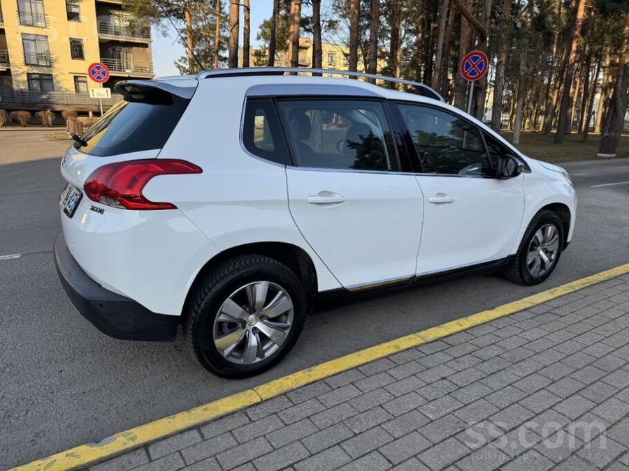 Balts Peugeot 2008 2015 Rīga, ar dzinēja tilpumu 1.20 L un nobraukumu 141 tūkst. km par 5000 €, foto 6 vietnē AUTOMOTO.COM.LV