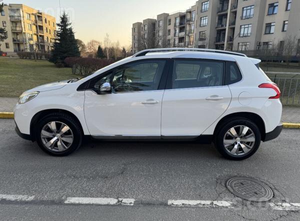Balts Peugeot 2008 2015 Rīga, ar dzinēja tilpumu 1.20 L un nobraukumu 141 tūkst. km par 5000 €, foto 8 vietnē AUTOMOTO.COM.LV