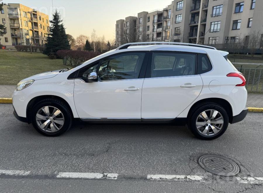 Balts Peugeot 2008 2015 Rīga, ar dzinēja tilpumu 1.20 L un nobraukumu 141 tūkst. km par 5000 €, foto 9 vietnē AUTOMOTO.COM.LV