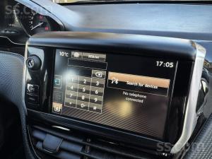 Balts Peugeot 2008 2015 Rīga, ar dzinēja tilpumu 1.20 L un nobraukumu 141 tūkst. km par 5000 €, foto 19 vietnē AUTOMOTO.COM.LV