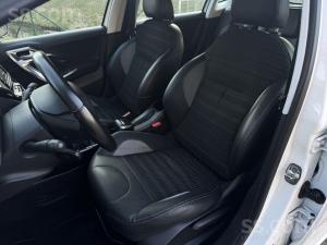 Balts Peugeot 2008 2015 Rīga, ar dzinēja tilpumu 1.20 L un nobraukumu 141 tūkst. km par 5000 €, foto 21 vietnē AUTOMOTO.COM.LV