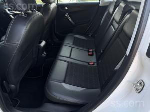 Balts Peugeot 2008 2015 Rīga, ar dzinēja tilpumu 1.20 L un nobraukumu 141 tūkst. km par 5000 €, foto 27 vietnē AUTOMOTO.COM.LV