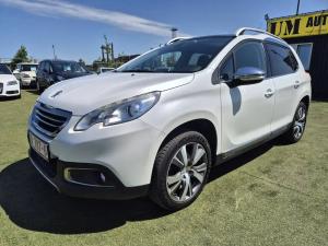 Balts Peugeot 2008 2015 Liepāja, ar dzinēja tilpumu 1.20 L un nobraukumu 104 tūkst. km par 5900 €, foto  vietnē AUTOMOTO.COM.LV