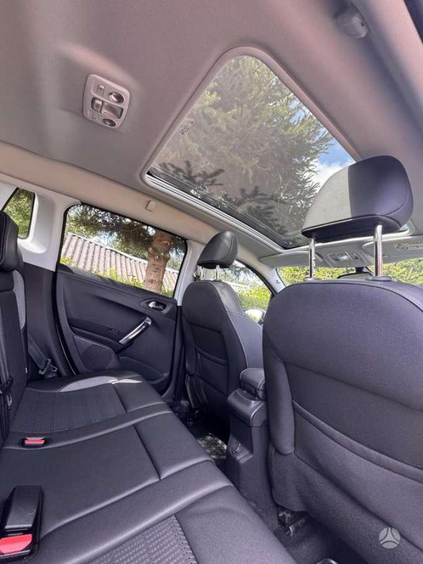 White Peugeot 2008 2015 in Vilnius, with an engine capacity of 1.20 L and mileage of 127 thousand km for 4300 €, photo 9 on AUTOMOTO.COM.LV