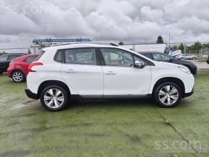 Balts Peugeot 2008 2015 Liepāja, ar dzinēja tilpumu 1.20 L un nobraukumu 150 tūkst. km par 5500 €, foto 5 vietnē AUTOMOTO.COM.LV