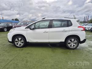 Balts Peugeot 2008 2015 Liepāja, ar dzinēja tilpumu 1.20 L un nobraukumu 150 tūkst. km par 5500 €, foto 9 vietnē AUTOMOTO.COM.LV