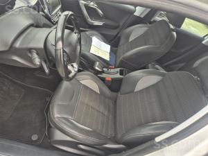 Balts Peugeot 2008 2015 Liepāja, ar dzinēja tilpumu 1.20 L un nobraukumu 150 tūkst. km par 5500 €, foto 12 vietnē AUTOMOTO.COM.LV