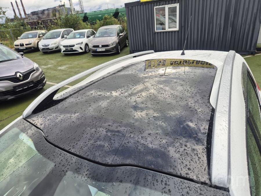 Balts Peugeot 2008 2015 Liepāja, ar dzinēja tilpumu 1.20 L un nobraukumu 150 tūkst. km par 5500 €, foto 19 vietnē AUTOMOTO.COM.LV