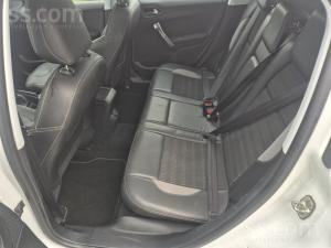Balts Peugeot 2008 2015 Liepāja, ar dzinēja tilpumu 1.20 L un nobraukumu 150 tūkst. km par 5500 €, foto 20 vietnē AUTOMOTO.COM.LV
