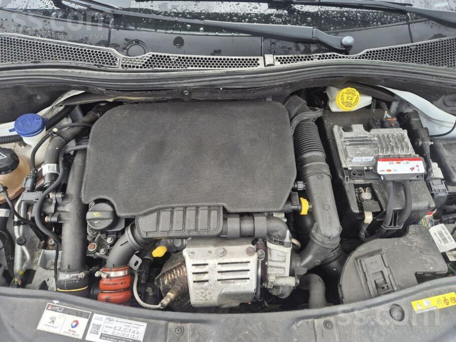 Balts Peugeot 2008 2015 Liepāja, ar dzinēja tilpumu 1.20 L un nobraukumu 150 tūkst. km par 5500 €, foto 25 vietnē AUTOMOTO.COM.LV