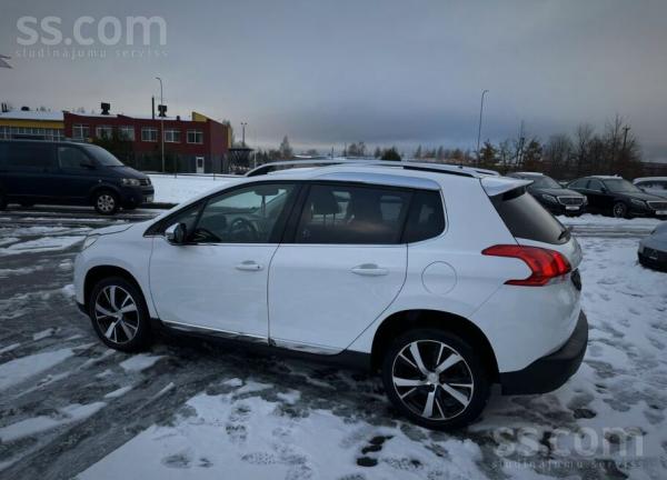 Balts Peugeot 2008 2016 Telšiai, ar dzinēja tilpumu 1.60 L un nobraukumu 153 tūkst. km par 5999 €, foto 9 vietnē AUTOMOTO.COM.LV