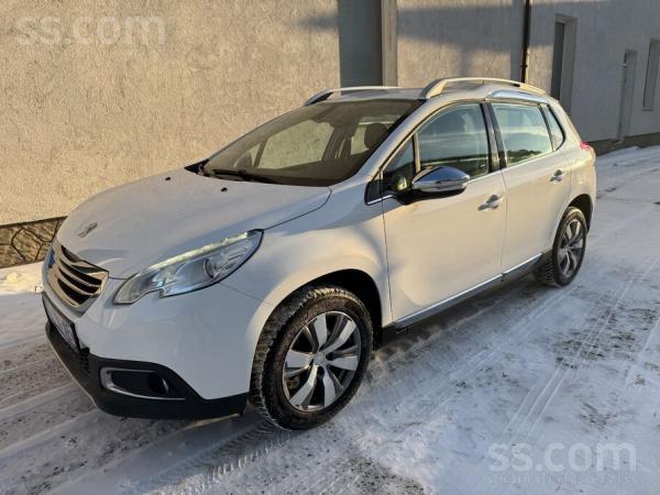 White Peugeot 2008 2016 in Riga, with an engine capacity of 1.20 L and mileage of 140 thousand km for 5500 €, photo 5 on AUTOMOTO.COM.LV