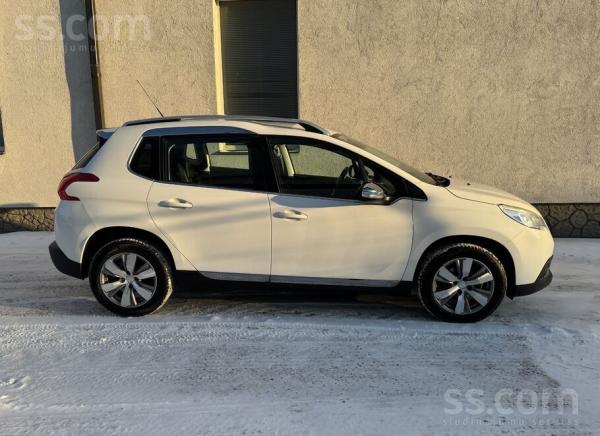 White Peugeot 2008 2016 in Riga, with an engine capacity of 1.20 L and mileage of 140 thousand km for 5500 €, photo 7 on AUTOMOTO.COM.LV