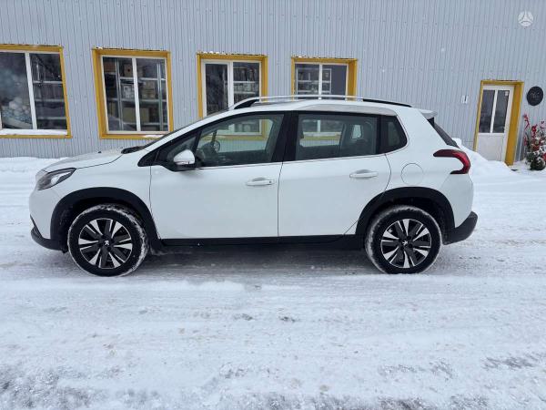 Balts Peugeot 2008 2016 Tauragė, ar dzinēja tilpumu 1.20 L un nobraukumu 140 tūkst. km par 5000 €, foto 4 vietnē AUTOMOTO.COM.LV