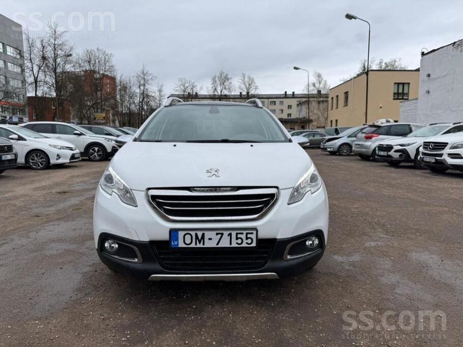 White Peugeot 2008 2016 in Jelgava, with an engine capacity of 1.20 L and mileage of 0 thousand km for 6700 €, photo 1 on AUTOMOTO.COM.LV