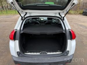 White Peugeot 2008 2016 in Jelgava, with an engine capacity of 1.20 L and mileage of 0 thousand km for 6700 €, photo 9 on AUTOMOTO.COM.LV