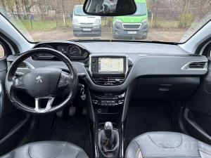 White Peugeot 2008 2016 in Jelgava, with an engine capacity of 1.20 L and mileage of 0 thousand km for 6700 €, photo 13 on AUTOMOTO.COM.LV