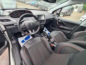 White Peugeot 2008 2016 in Kaunas, with an engine capacity of 1.56 L and mileage of 244 thousand km for 6950 €, photo 9 on AUTOMOTO.COM.LV