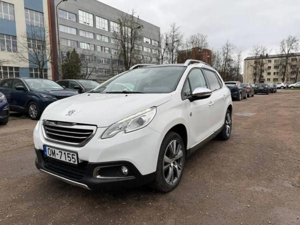 White Peugeot 2008 2016 in Jelgava, with an engine capacity of 1.20 L and mileage of 115 thousand km for 6700 €, photo 4 on AUTOMOTO.COM.LV