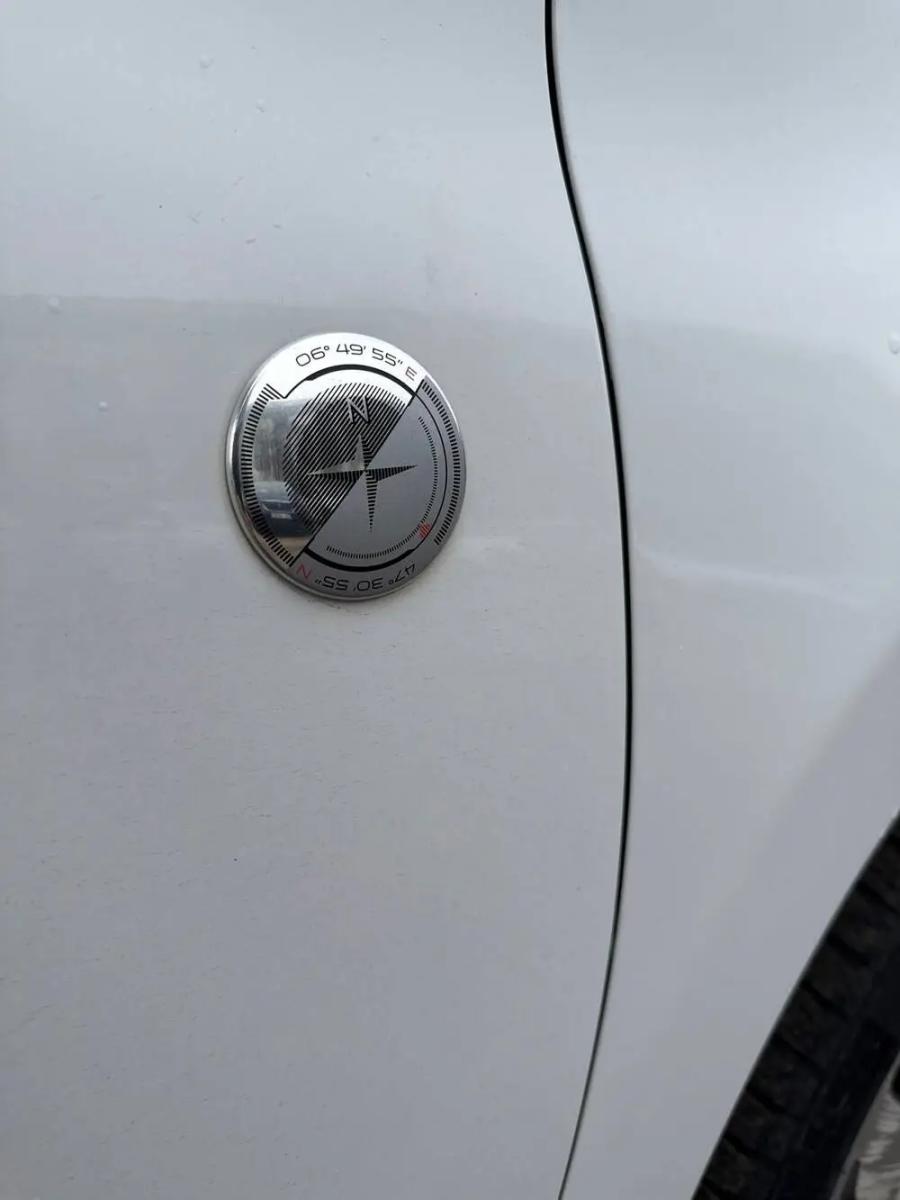 White Peugeot 2008 2016 in Jelgava, with an engine capacity of 1.20 L and mileage of 115 thousand km for 6700 €, photo 14 on AUTOMOTO.COM.LV