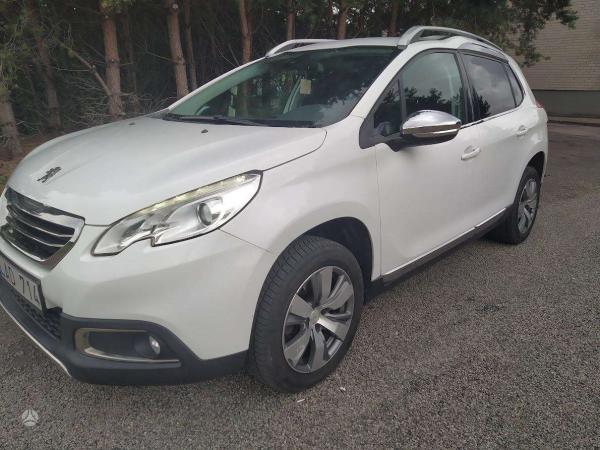 Balts Peugeot 2008 2016 Tauragė, ar dzinēja tilpumu 1.20 L un nobraukumu 89 tūkst. km par 6300 €, foto 4 vietnē AUTOMOTO.COM.LV