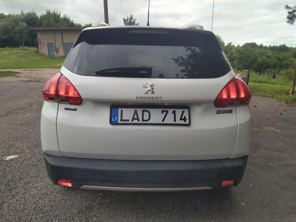 Balts Peugeot 2008 2016 Tauragė, ar dzinēja tilpumu 1.20 L un nobraukumu 89 tūkst. km par 6300 €, foto 5 vietnē AUTOMOTO.COM.LV