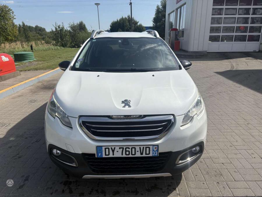 Balts Peugeot 2008 2016 Tauragė, ar dzinēja tilpumu 1.20 L un nobraukumu 86 tūkst. km par 4400 €, foto 3 vietnē AUTOMOTO.COM.LV