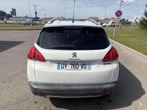 Balts Peugeot 2008 2016 Tauragė, ar dzinēja tilpumu 1.20 L un nobraukumu 86 tūkst. km par 4400 €, foto 7 vietnē AUTOMOTO.COM.LV