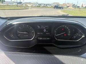 Balts Peugeot 2008 2016 Tauragė, ar dzinēja tilpumu 1.20 L un nobraukumu 86 tūkst. km par 4400 €, foto 13 vietnē AUTOMOTO.COM.LV