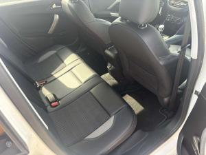 Balts Peugeot 2008 2016 Tauragė, ar dzinēja tilpumu 1.20 L un nobraukumu 86 tūkst. km par 4400 €, foto 17 vietnē AUTOMOTO.COM.LV