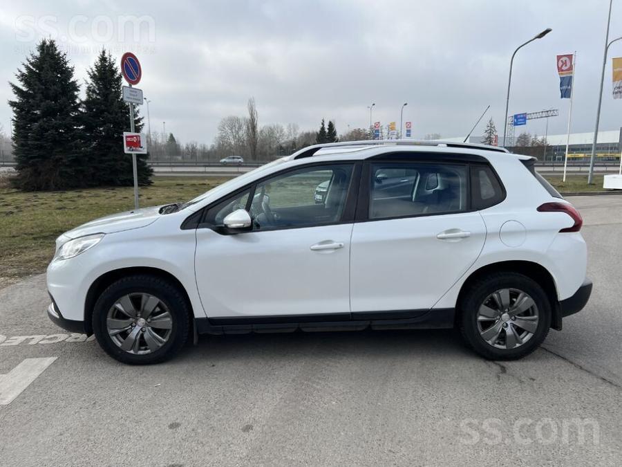 White Peugeot 2008 2017 in Riga, with an engine capacity of 1.20 L and mileage of 105 thousand km for 10700 €, photo 2 on AUTOMOTO.COM.LV